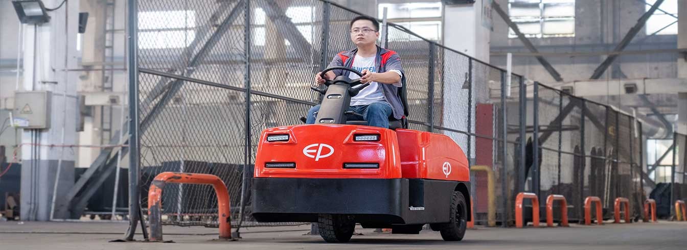 Tow Tractors | Warehouse Solution Specialized Cambodia